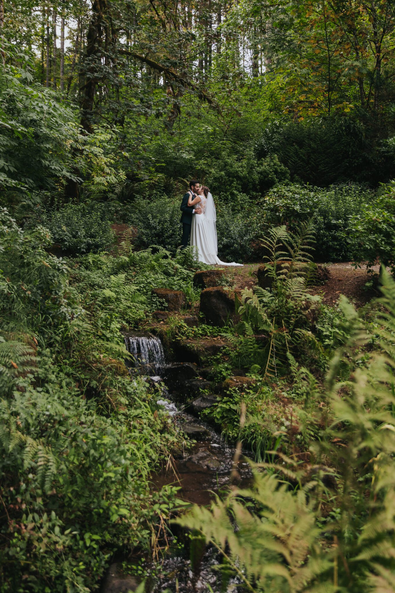 Horning’s Hideout Wedding in Oregon [Updated for 2026] - marissasolini.com